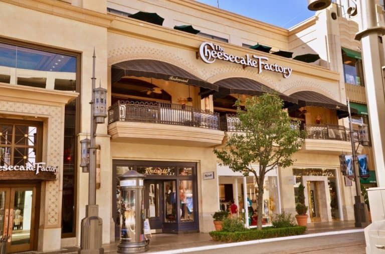 28 Fun Facts You Didn't Know About the Cheesecake Factory