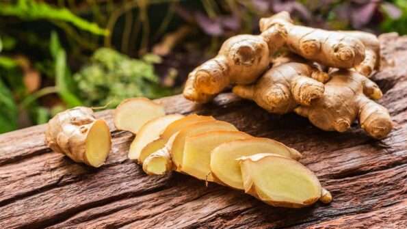 What are the different types of fresh ginger?