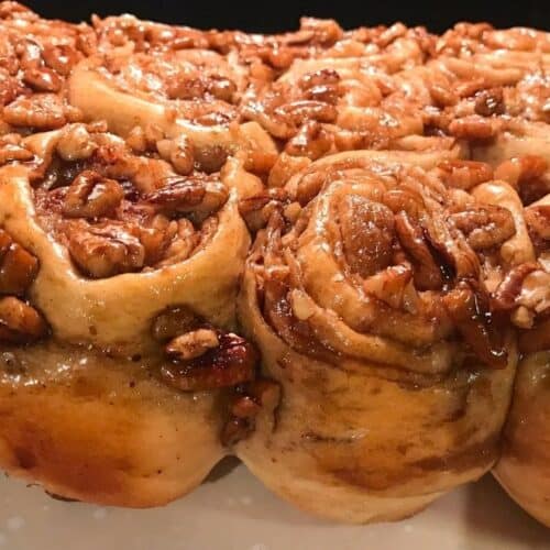 How to Make Bread Machine Cinnamon Rolls and Apple Pecan Rolls