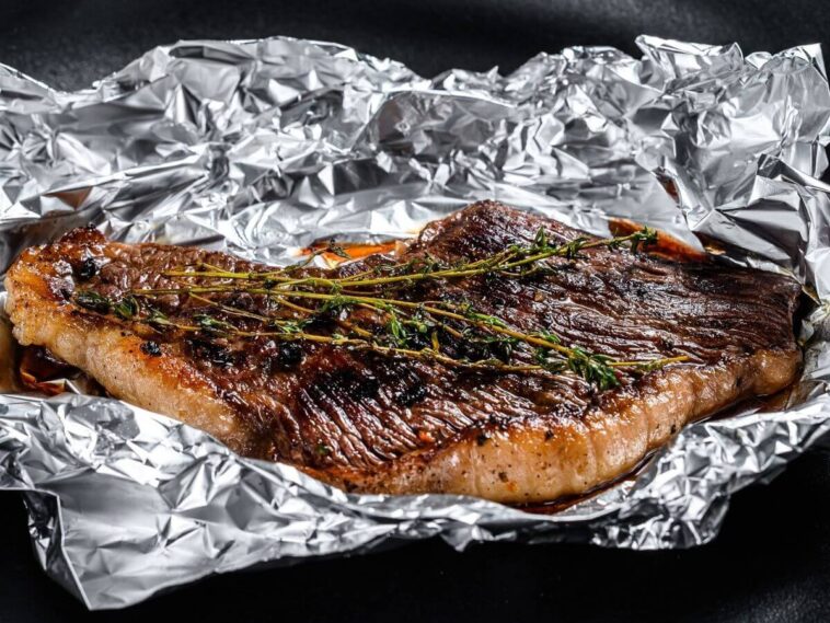 How To Cook Steak In The Oven With Foil