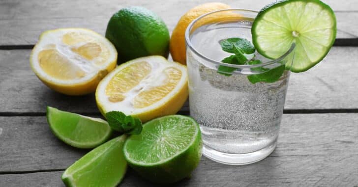 How to Make Sparkling Water Taste Like Sprite