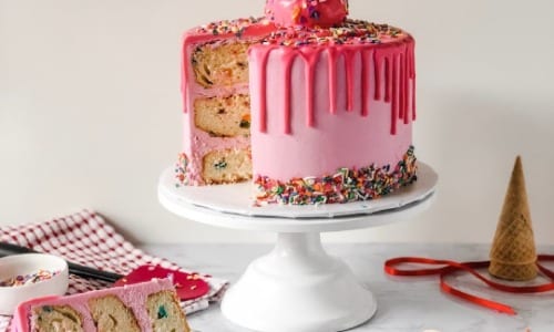 How to Make a Drip Cake with Candy Melts