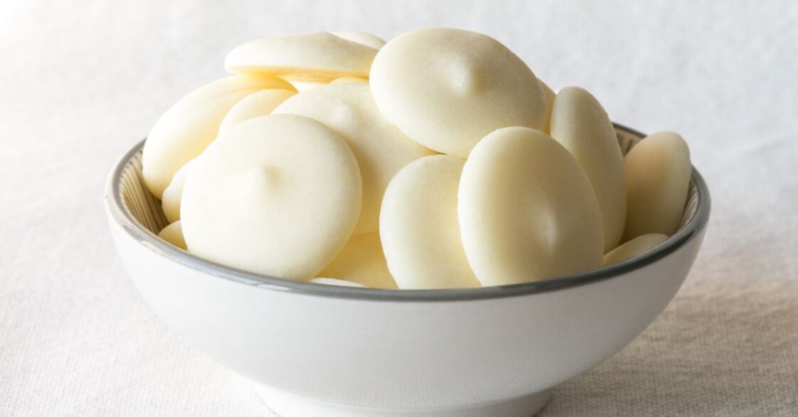 Melting Wafers vs Candy Melts: Choosing the Best for Your Sweet Creations