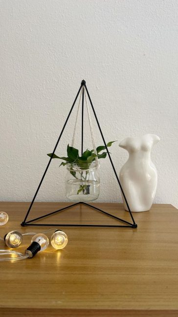 Breathe Life into Your Home with These 30 Plant Display Ideas