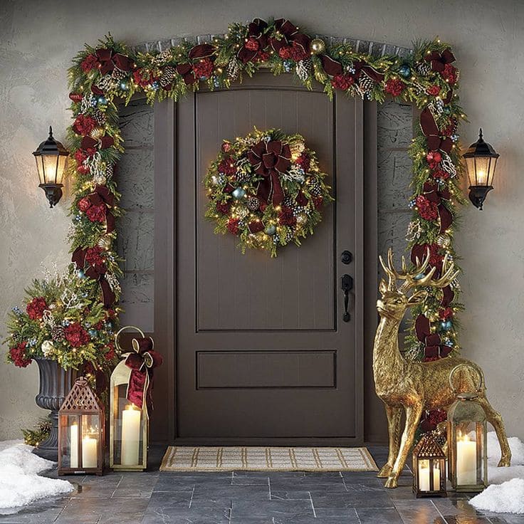 25 Impressive Christmas Door Decorations to Welcome Your Guests This ...