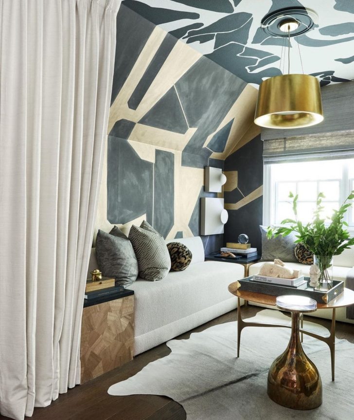 24 Eye-Catching Ceiling Wallpaper Ideas That Draw Every Eye Upward