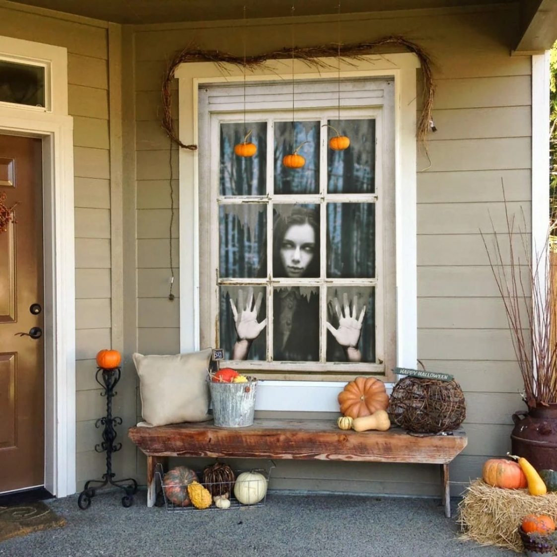 17 Spooktacular Halloween Window Ideas That Instantly Set the Mood