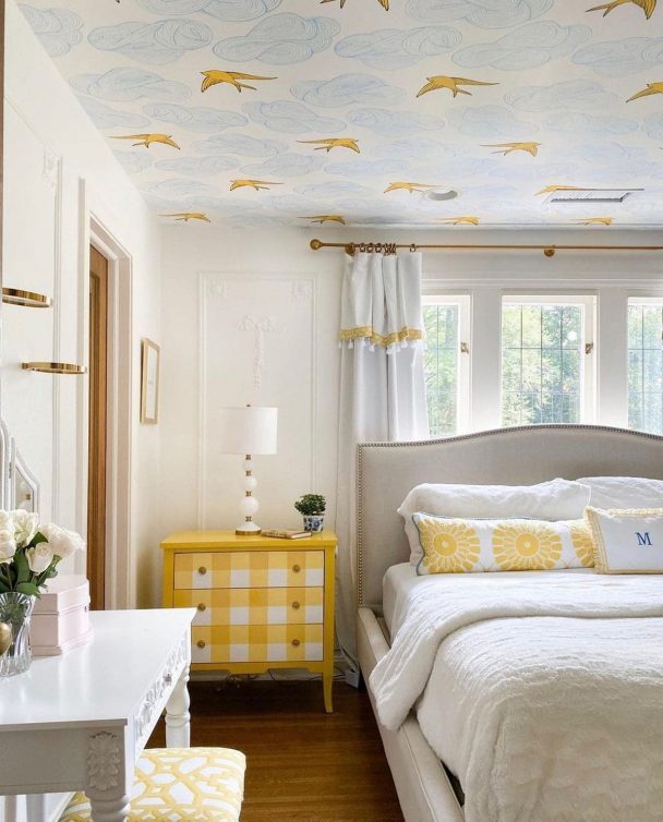 24 Eye-Catching Ceiling Wallpaper Ideas That Draw Every Eye Upward